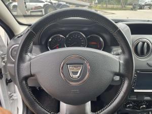 Balts Dacia Duster 2015 Radviliškis, ar dzinēja tilpumu 1.60 L un nobraukumu 112 tūkst. km par 5999 €, foto 15 vietnē AUTOMOTO.COM.LV