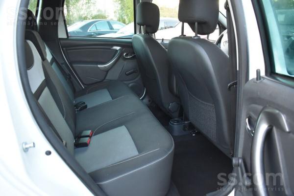 Дачия Duster 2015 в Кулдига на AUTOMOTO.COM.LV Белый Дачия Duster 2015 в Кулдига, объемом двигателя 1.20 л и пробегом 0 тыс. км за 7290 €, фото 7 на AUTOMOTO.COM.LV