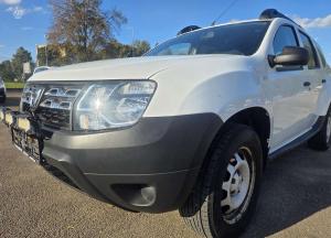 Balts Dacia Duster 2015 Marijampole, ar dzinēja tilpumu 1.60 L un nobraukumu 176 tūkst. km par 5800 €, foto  vietnē AUTOMOTO.COM.LV