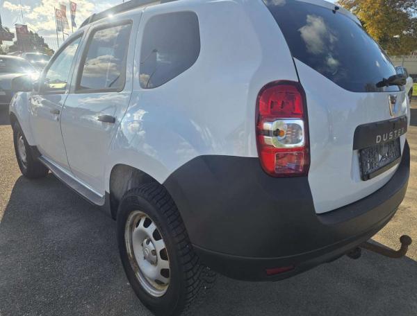 Дачия Duster 2015 в Мариямполе на AUTOMOTO.COM.LV Белый Дачия Duster 2015 в Мариямполе, объемом двигателя 1.60 л и пробегом 176 тыс. км за 5800 €, фото 4 на AUTOMOTO.COM.LV