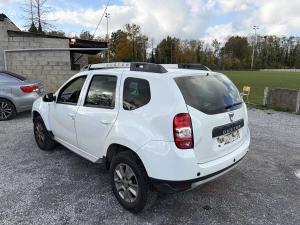 White Dacia Duster 2016 in Ukmerge, with an engine capacity of 1.50 L and mileage of 285 thousand km for 4150 €, photo 7 on AUTOMOTO.COM.LV
