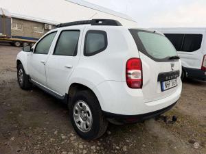 White Dacia Duster 2016 in Kaunas, with an engine capacity of 1.20 L and mileage of 159 thousand km for 4700 €, photo 4 on AUTOMOTO.COM.LV