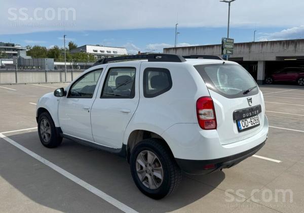 Белый Дачия Duster 2016 в Рига, объемом двигателя 1.50 л и пробегом 275 тыс. км за 5600 €, фото 5 на AUTOMOTO.COM.LV