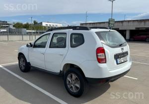 Белый Дачия Duster 2016 в Рига, объемом двигателя 1.50 л и пробегом 275 тыс. км за 5600 €, фото 6 на AUTOMOTO.COM.LV
