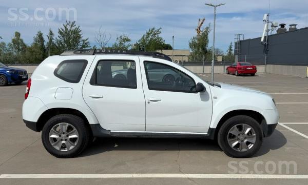 Белый Дачия Duster 2016 в Рига, объемом двигателя 1.50 л и пробегом 275 тыс. км за 5600 €, фото 8 на AUTOMOTO.COM.LV