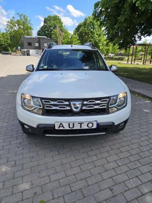 White Dacia Duster 2016 in Taurage, with an engine capacity of 1.46 L and mileage of 129 thousand km for 4800 €, photo  on AUTOMOTO.COM.LV