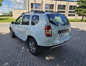 White Dacia Duster 2016 in Taurage, with an engine capacity of 1.46 L and mileage of 129 thousand km for 4800 €, photo 10 on AUTOMOTO.COM.LV