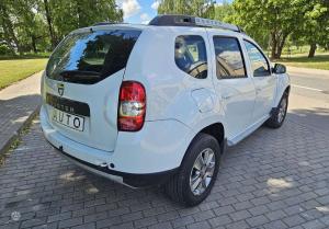 White Dacia Duster 2016 in Taurage, with an engine capacity of 1.46 L and mileage of 129 thousand km for 4800 €, photo 12 on AUTOMOTO.COM.LV