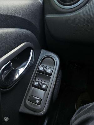 White Dacia Duster 2016 in Taurage, with an engine capacity of 1.46 L and mileage of 129 thousand km for 4800 €, photo 20 on AUTOMOTO.COM.LV