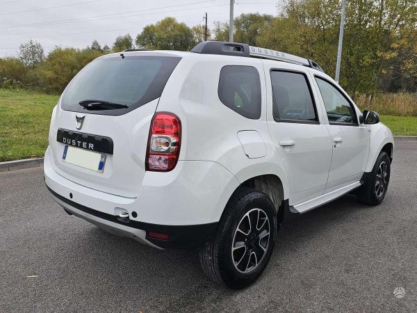 Дачия Duster 2016 в Таураге на AUTOMOTO.COM.LV Белый Дачия Duster 2016 в Таураге, объемом двигателя 1.20 л и пробегом 110 тыс. км за 5900 €, фото 5 на AUTOMOTO.COM.LV