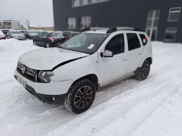 Balts Dacia Duster 2017 Tauragė, ar dzinēja tilpumu 1.20 L un nobraukumu 66 tūkst. km par 5700 €, foto 1 vietnē AUTOMOTO.COM.LV