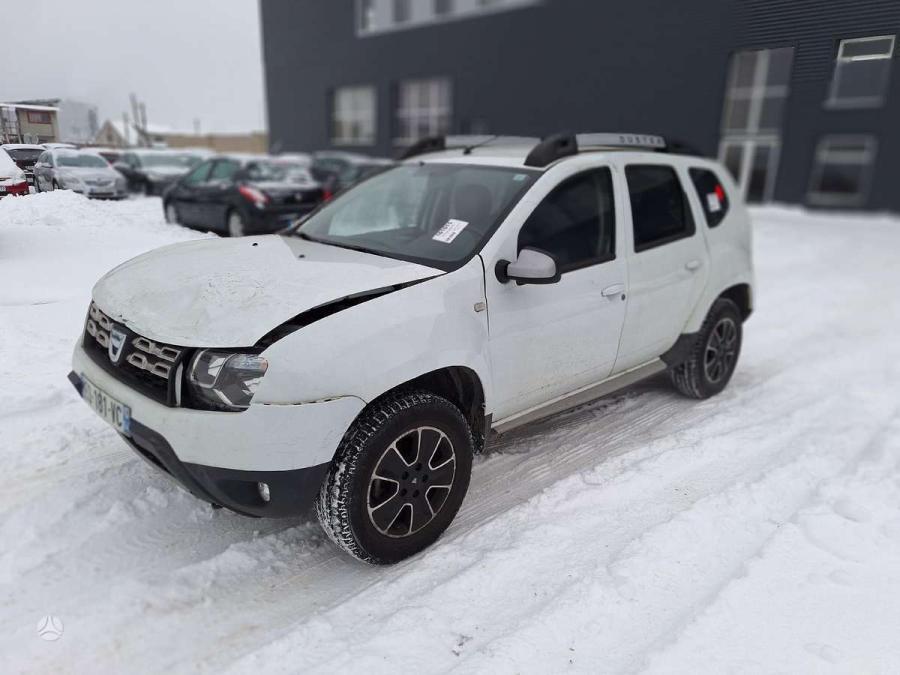 Balts Dacia Duster 2017 Tauragė, ar dzinēja tilpumu 1.20 L un nobraukumu 66 tūkst. km par 5700 €, foto 1 vietnē AUTOMOTO.COM.LV