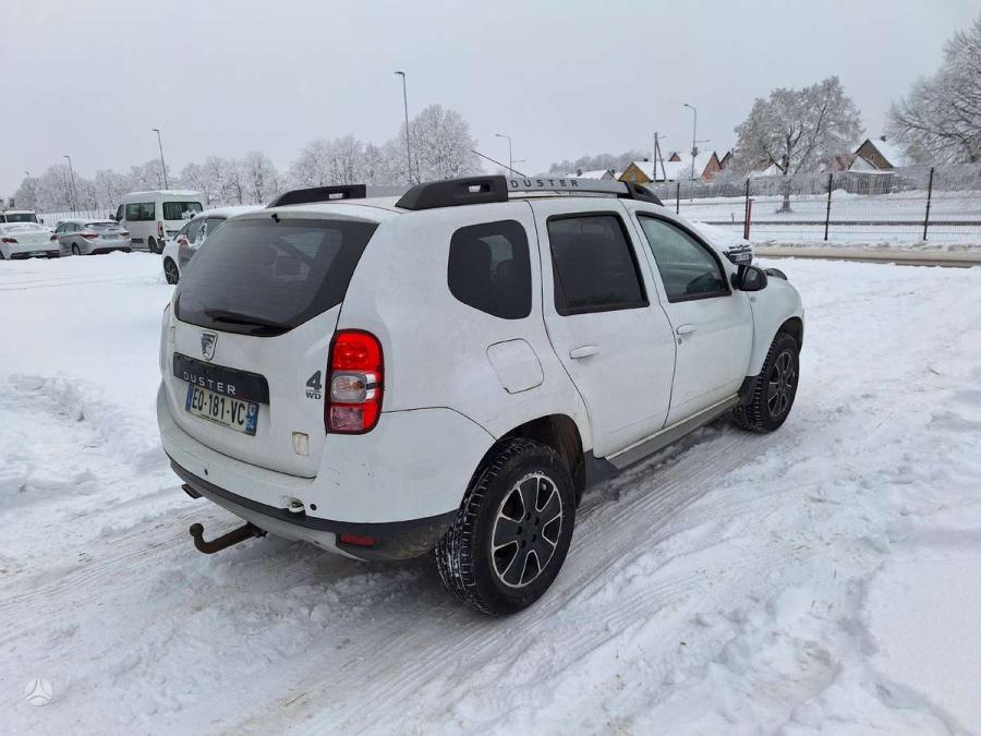 Balts Dacia Duster 2017 Tauragė, ar dzinēja tilpumu 1.20 L un nobraukumu 66 tūkst. km par 5700 €, foto 6 vietnē AUTOMOTO.COM.LV