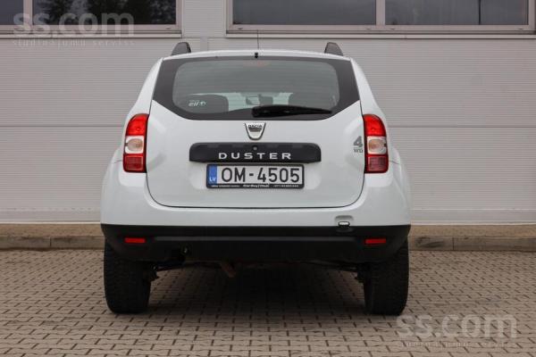 White Dacia Duster 2017 in Riga, with an engine capacity of 1.50 L and mileage of 0 thousand km for 4995 €, photo 5 on AUTOMOTO.COM.LV