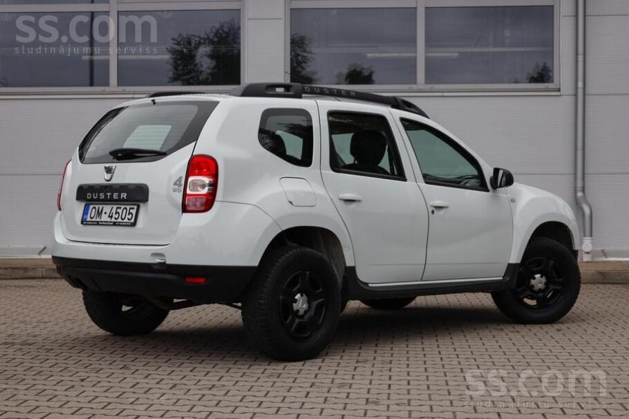 White Dacia Duster 2017 in Riga, with an engine capacity of 1.50 L and mileage of 0 thousand km for 4995 €, photo 8 on AUTOMOTO.COM.LV