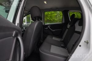 White Dacia Duster 2017 in Riga, with an engine capacity of 1.50 L and mileage of 0 thousand km for 4995 €, photo 13 on AUTOMOTO.COM.LV