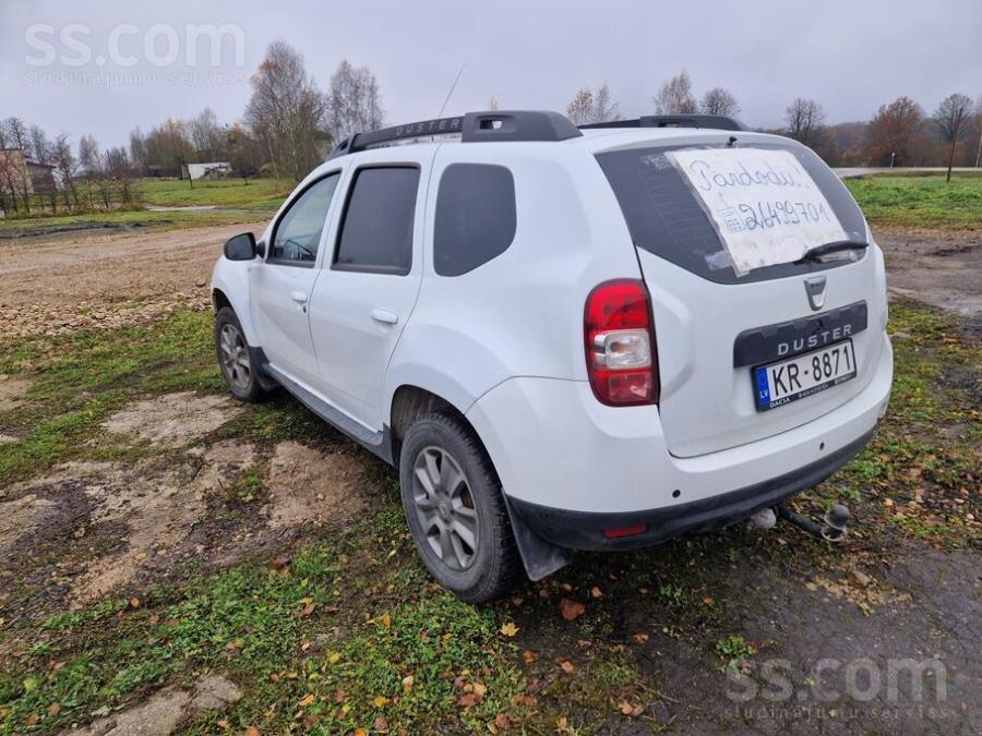 White Dacia Duster 2017 in Ogre, with an engine capacity of 1.50 L and mileage of 236 thousand km for 6000 €, photo 8 on AUTOMOTO.COM.LV