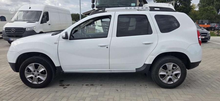 Balts Dacia Duster 2017 Tauragė, ar dzinēja tilpumu 1.20 L un nobraukumu 160 tūkst. km par 4200 €, foto 8 vietnē AUTOMOTO.COM.LV