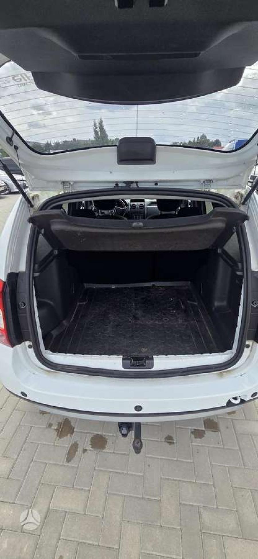 Balts Dacia Duster 2017 Tauragė, ar dzinēja tilpumu 1.20 L un nobraukumu 160 tūkst. km par 4200 €, foto 13 vietnē AUTOMOTO.COM.LV