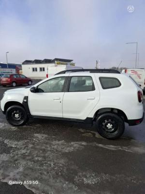 White Dacia Duster 2018 in Vilnius, with an engine capacity of 1.46 L and mileage of 194 thousand km for 7190 €, photo 5 on AUTOMOTO.COM.LV