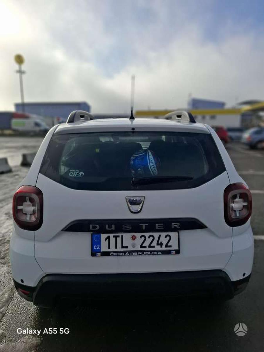 White Dacia Duster 2018 in Vilnius, with an engine capacity of 1.46 L and mileage of 194 thousand km for 7190 €, photo 6 on AUTOMOTO.COM.LV