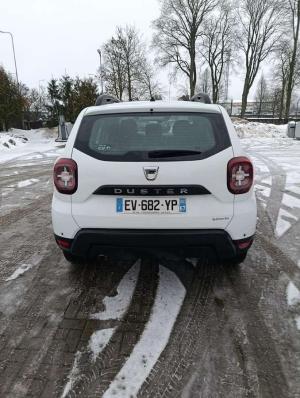 White Dacia Duster 2018 in Taurage, with an engine capacity of 1.50 L and mileage of 170 thousand km for 9200 €, photo 3 on AUTOMOTO.COM.LV