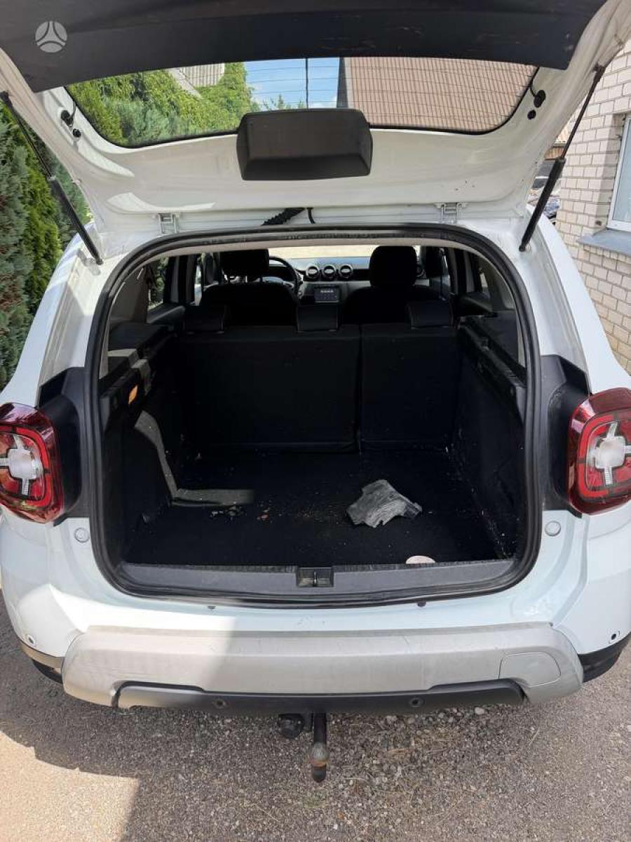 White Dacia Duster 2018 in Kaunas, with an engine capacity of 1.46 L and mileage of 172 thousand km for 6600 €, photo 9 on AUTOMOTO.COM.LV