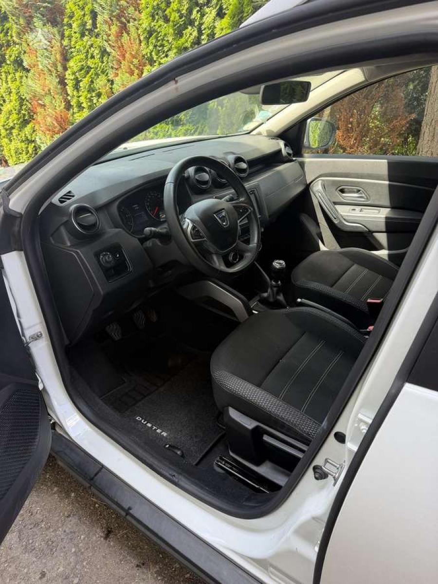 White Dacia Duster 2018 in Kaunas, with an engine capacity of 1.46 L and mileage of 172 thousand km for 6600 €, photo 20 on AUTOMOTO.COM.LV
