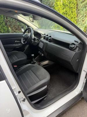 White Dacia Duster 2018 in Kaunas, with an engine capacity of 1.46 L and mileage of 172 thousand km for 6600 €, photo 22 on AUTOMOTO.COM.LV