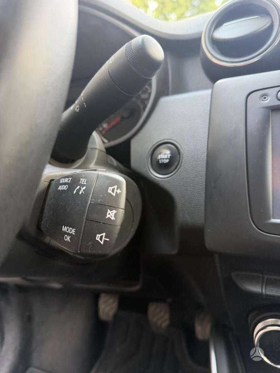 White Dacia Duster 2018 in Kaunas, with an engine capacity of 1.46 L and mileage of 172 thousand km for 6600 €, photo 25 on AUTOMOTO.COM.LV