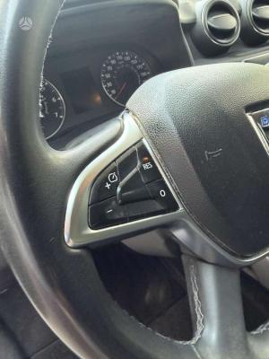 White Dacia Duster 2018 in Kaunas, with an engine capacity of 1.46 L and mileage of 172 thousand km for 6600 €, photo 28 on AUTOMOTO.COM.LV