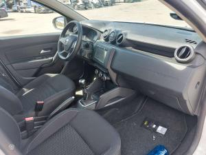 White Dacia Duster 2018 in Taurage, with an engine capacity of 1.60 L and mileage of 86 thousand km for 7900 €, photo 16 on AUTOMOTO.COM.LV