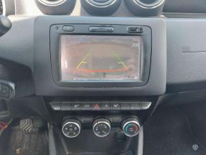 White Dacia Duster 2018 in Taurage, with an engine capacity of 1.60 L and mileage of 86 thousand km for 7900 €, photo 20 on AUTOMOTO.COM.LV