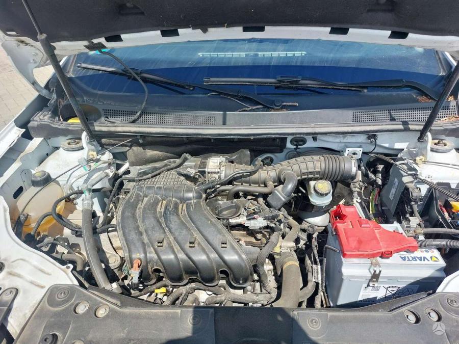 White Dacia Duster 2018 in Taurage, with an engine capacity of 1.60 L and mileage of 86 thousand km for 7900 €, photo 22 on AUTOMOTO.COM.LV