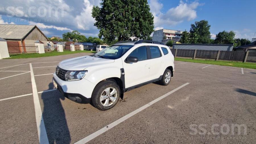 White Dacia Duster 2018 in Jekabpils, with an engine capacity of 1.50 L and mileage of 163 thousand km for 8200 €, photo 1 on AUTOMOTO.COM.LV