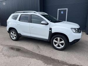 White Dacia Duster 2018 in Alytus, with an engine capacity of 1.46 L and mileage of 295 thousand km for 5900 €, photo 4 on AUTOMOTO.COM.LV