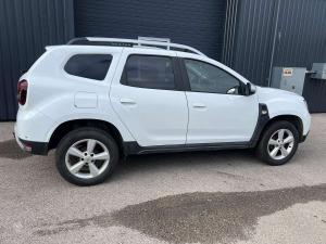 White Dacia Duster 2018 in Alytus, with an engine capacity of 1.46 L and mileage of 295 thousand km for 5900 €, photo 5 on AUTOMOTO.COM.LV