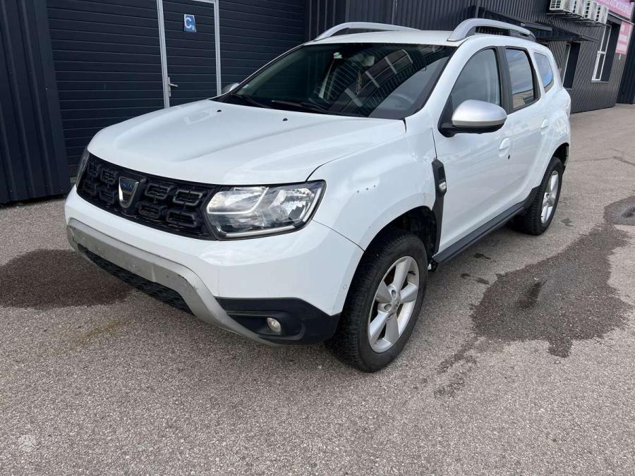 White Dacia Duster 2018 in Alytus, with an engine capacity of 1.46 L and mileage of 295 thousand km for 5900 €, photo 12 on AUTOMOTO.COM.LV
