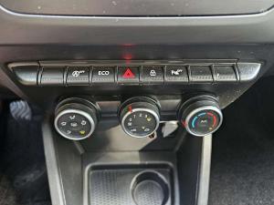 Balts Dacia Duster 2018 Tauragė, ar dzinēja tilpumu 1.60 L un nobraukumu 86 tūkst. km par 7800 €, foto 24 vietnē AUTOMOTO.COM.LV