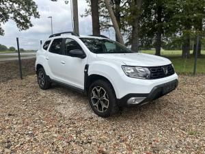 White Dacia Duster 2018 in Cesis, with an engine capacity of 1.20 L and mileage of 0 thousand km for 9900 €, photo  on AUTOMOTO.COM.LV
