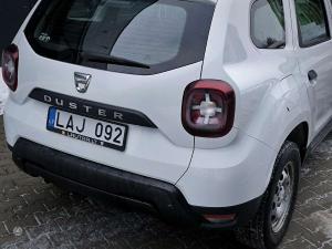White Dacia Duster 2019 in Kaunas, with an engine capacity of 1.60 L and mileage of 90 thousand km for 9800 €, photo 5 on AUTOMOTO.COM.LV
