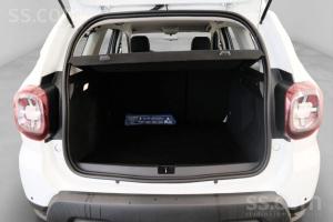 White Dacia Duster 2019 in Riga, with an engine capacity of 1.60 L and mileage of 125 thousand km for 10590 €, photo 7 on AUTOMOTO.COM.LV