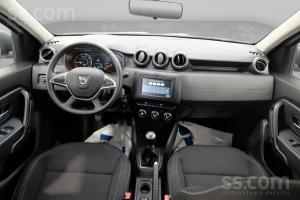 White Dacia Duster 2019 in Riga, with an engine capacity of 1.60 L and mileage of 125 thousand km for 10590 €, photo 11 on AUTOMOTO.COM.LV