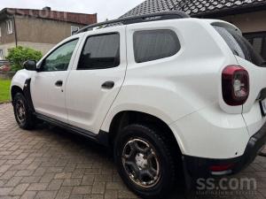 White Dacia Duster 2020 in Valmiera, with an engine capacity of 1.50 L and mileage of 221 thousand km for 8790 €, photo 7 on AUTOMOTO.COM.LV