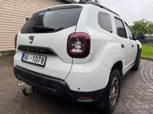 White Dacia Duster 2020 in Valmiera, with an engine capacity of 1.50 L and mileage of 221 thousand km for 8790 €, photo 8 on AUTOMOTO.COM.LV