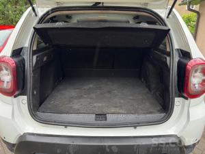 White Dacia Duster 2020 in Valmiera, with an engine capacity of 1.50 L and mileage of 221 thousand km for 8790 €, photo 15 on AUTOMOTO.COM.LV