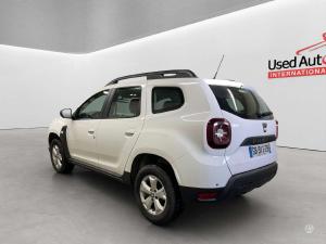 White Dacia Duster 2021 in Marijampole, with an engine capacity of 1.46 L and mileage of 180 thousand km for 13371 €, photo 6 on AUTOMOTO.COM.LV