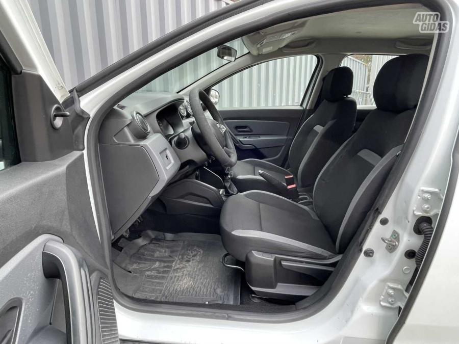 White Dacia Duster 2021 in Vilnius, with an engine capacity of 1.50 L and mileage of 188 thousand km for 8500 €, photo 11 on AUTOMOTO.COM.LV
