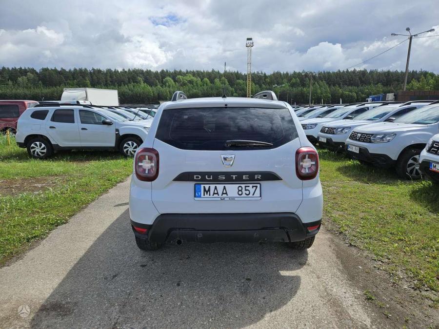 White Dacia Duster 2021 in Vilnius, with an engine capacity of 1.00 L and mileage of 68 thousand km for 7555 €, photo 5 on AUTOMOTO.COM.LV