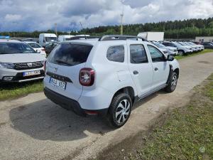 White Dacia Duster 2021 in Vilnius, with an engine capacity of 1.00 L and mileage of 68 thousand km for 7555 €, photo 6 on AUTOMOTO.COM.LV